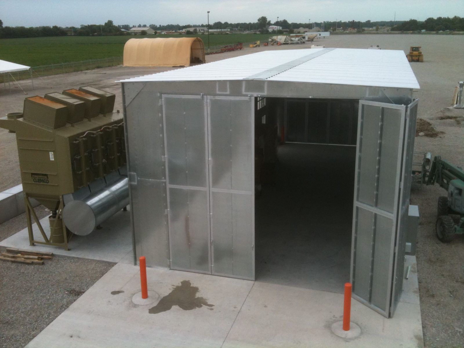 Blasting Enclosures | Industrial Finishing Systems