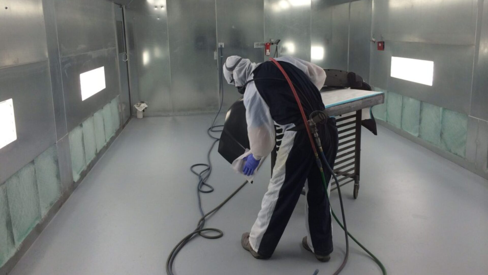 Cartridge Batch Powder Booths - Industrial Finishing Systems
